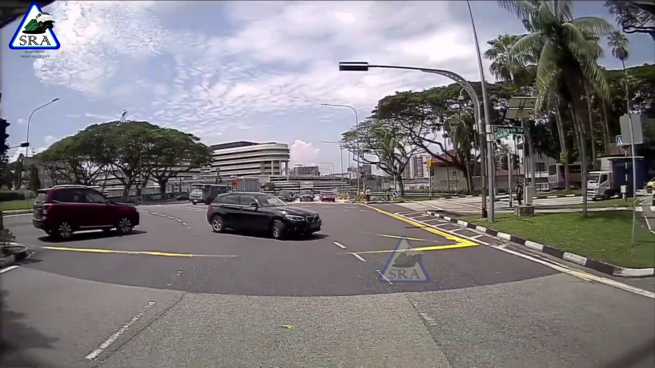 How To Make A U-Turn In Singapore - Singapore Road Accident