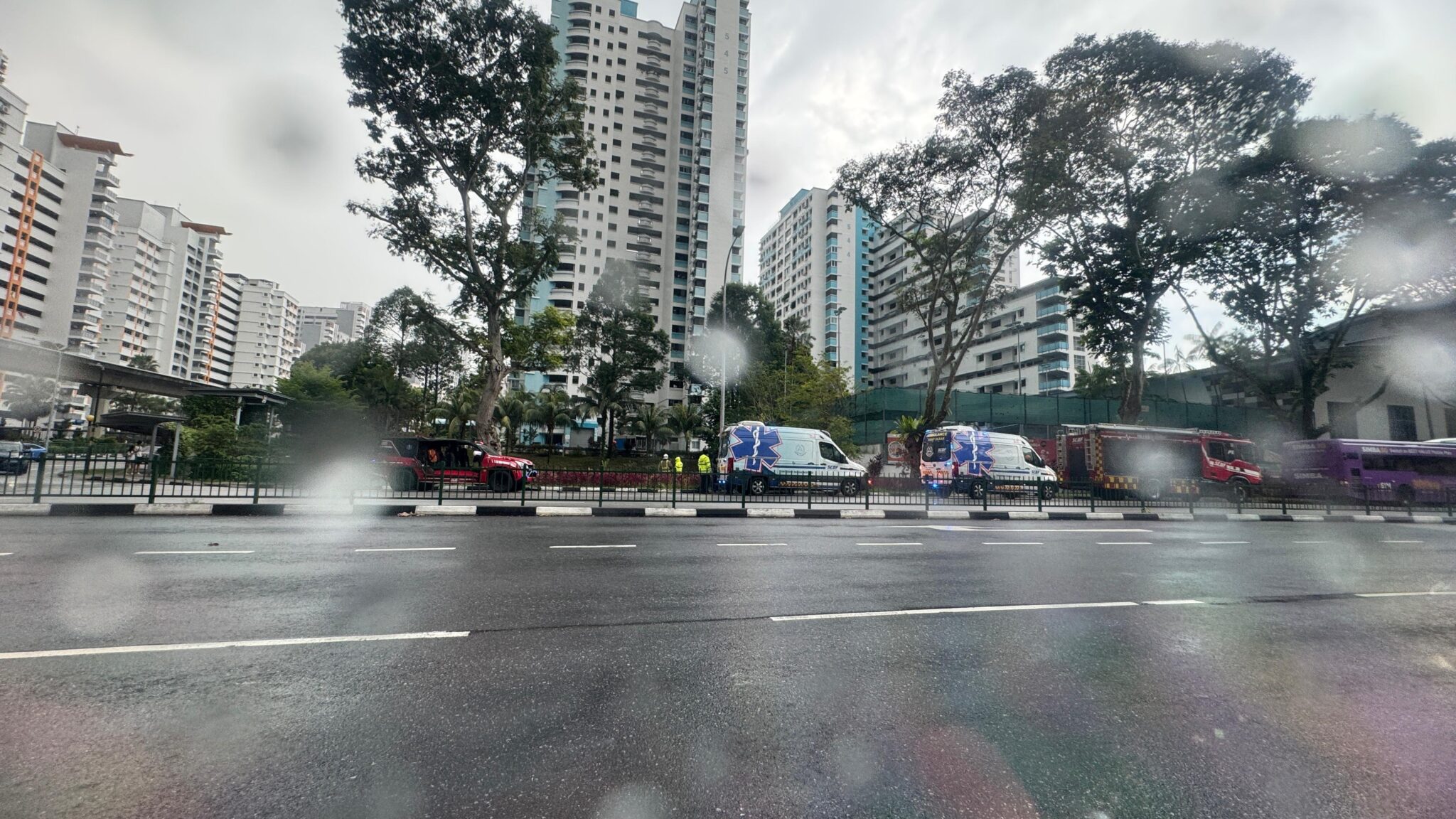Mini Bus Plunges Into Storm Drain At Bukit Panjang, Emergency Units Rushed To Scene - Singapore ...
